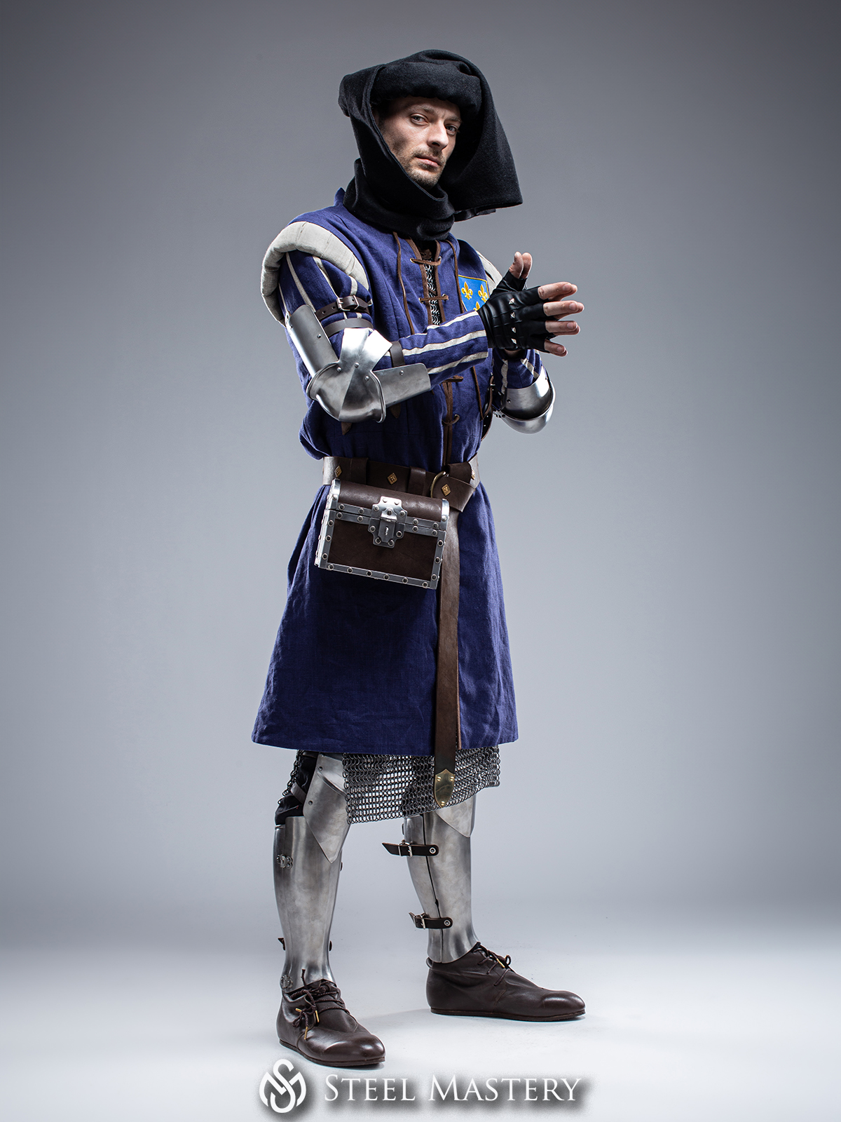 Vernon Roche's Blue Stripes Combat Gambeson (world of "The Witcher 3 ...