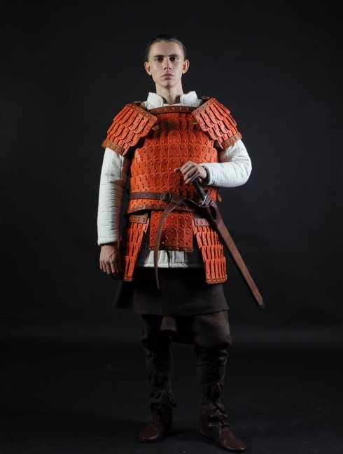 Leather lamellar armor
