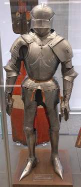 German gothic full armor kit of the 15th century for sale | Steel Mastery