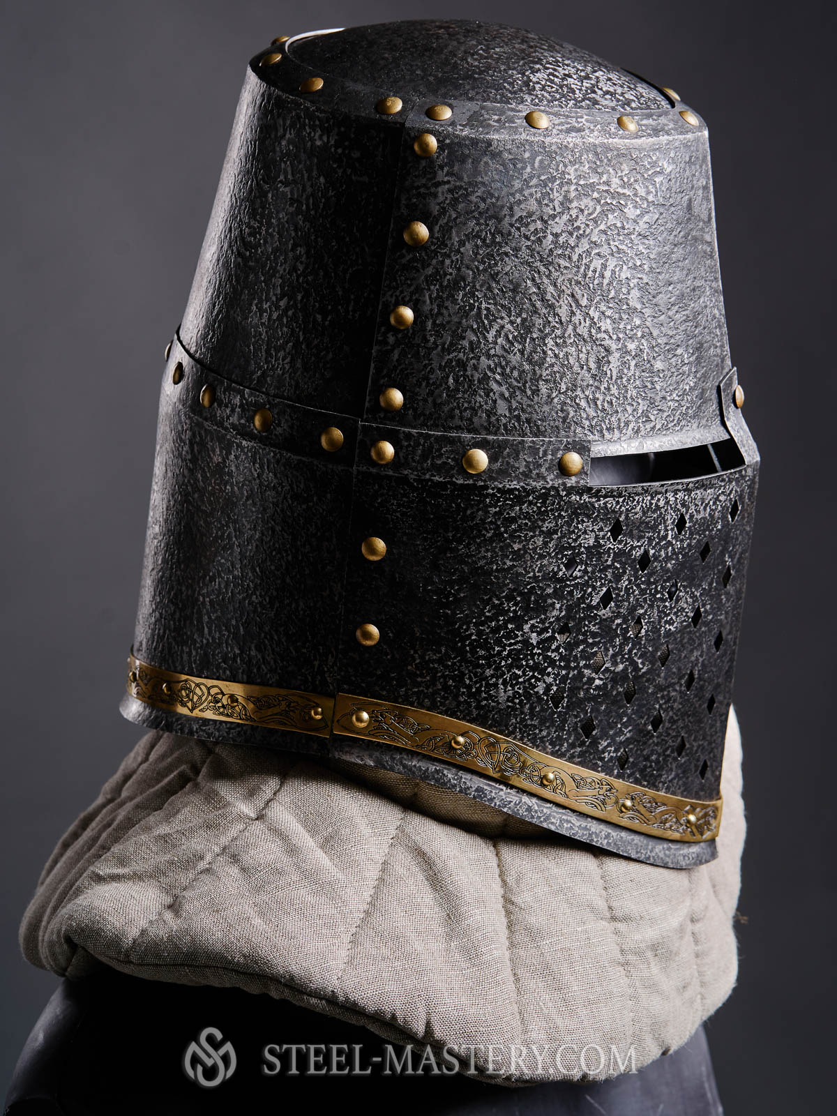 Great helms (bucket helmets, tophelms) Photogallery made by Steel ...