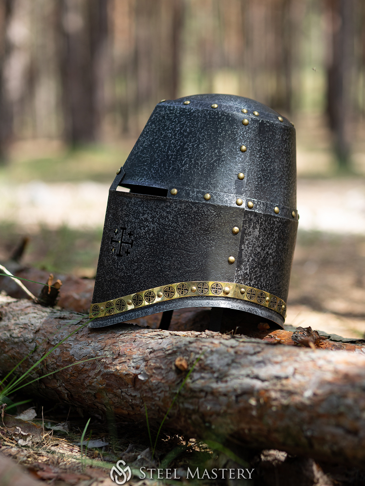 Great helms (bucket helmets, tophelms) Photogallery made by Steel ...
