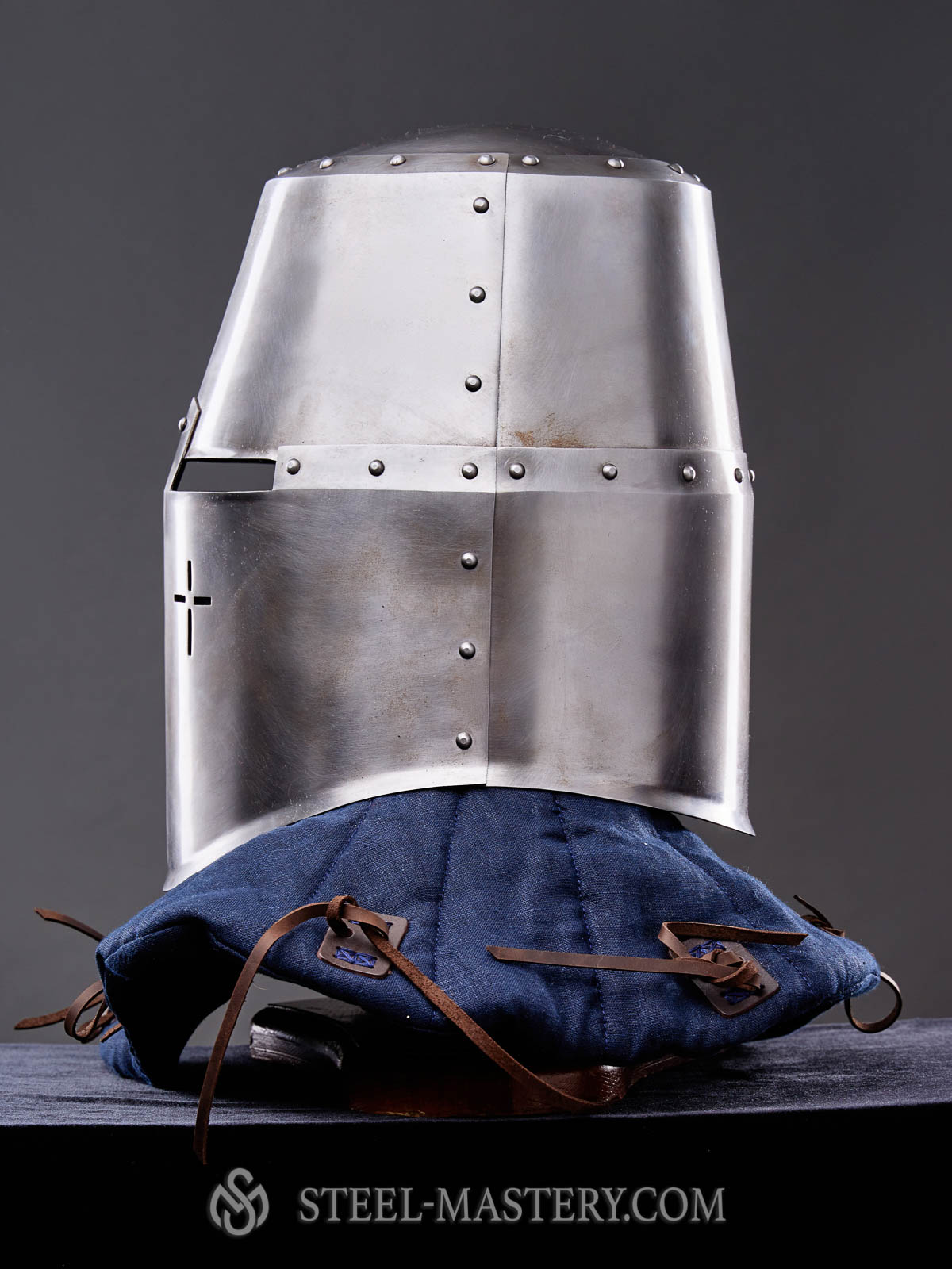 Great helms (bucket helmets, tophelms) Photogallery made by Steel ...