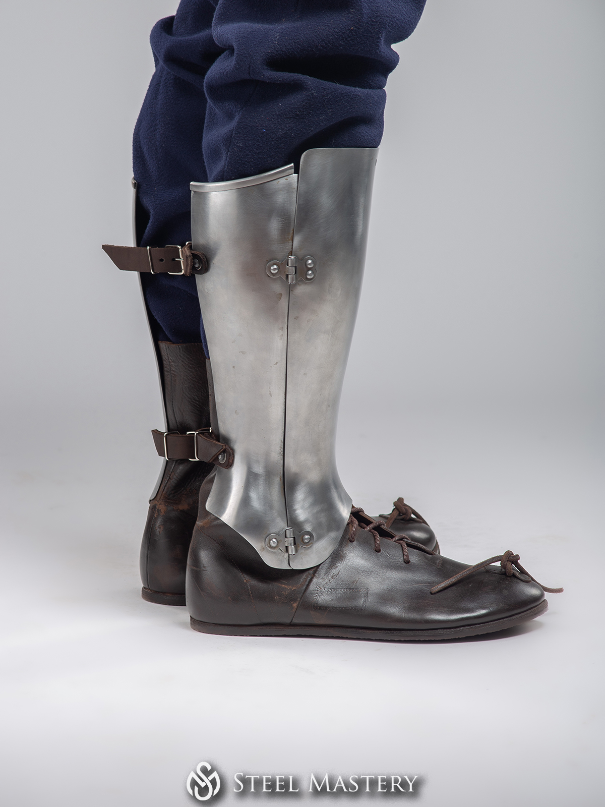 Metal leg protection Photogallery made by Steel-mastery.com