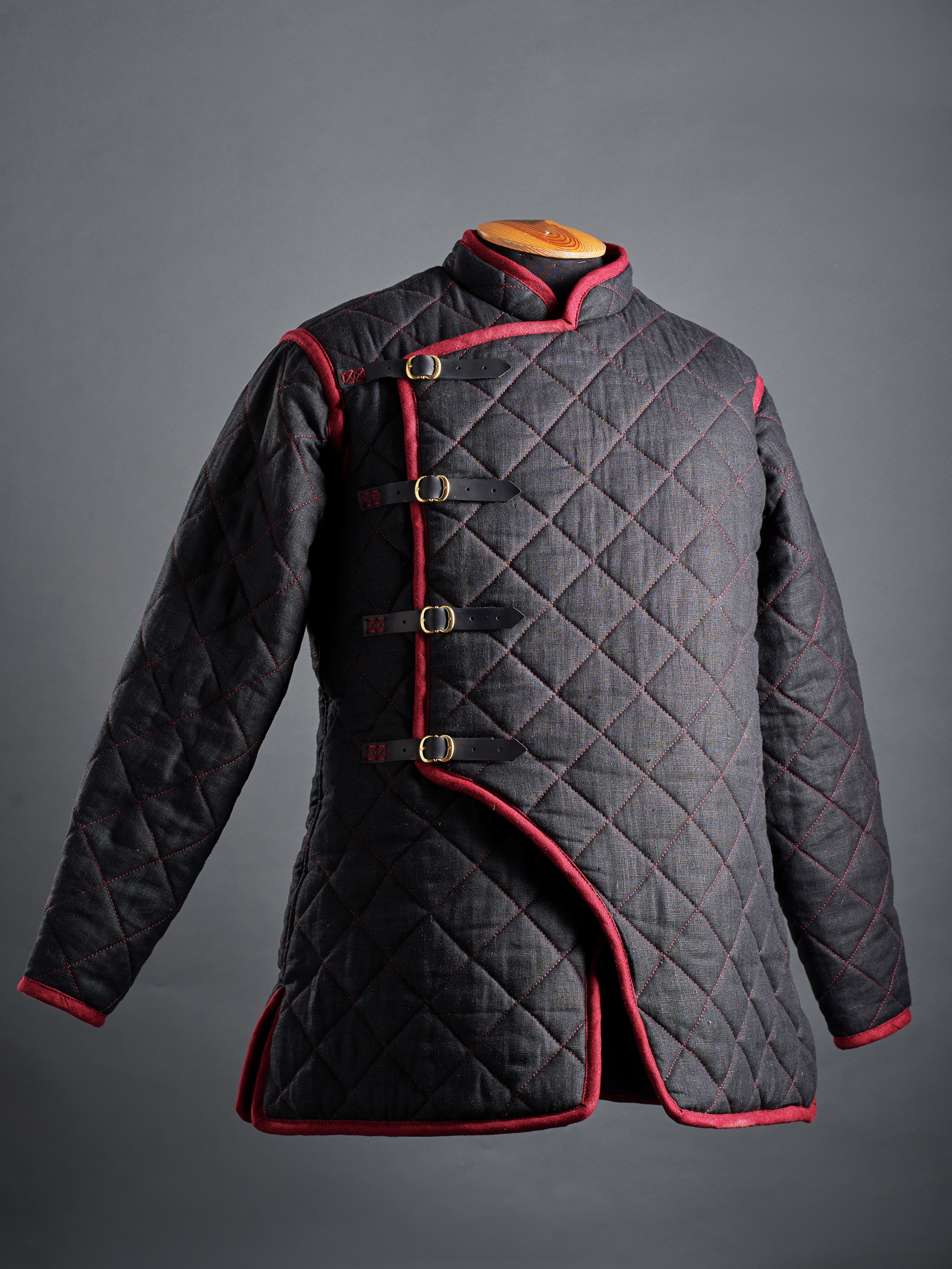 Short HEMA style gambeson with diamond stitching