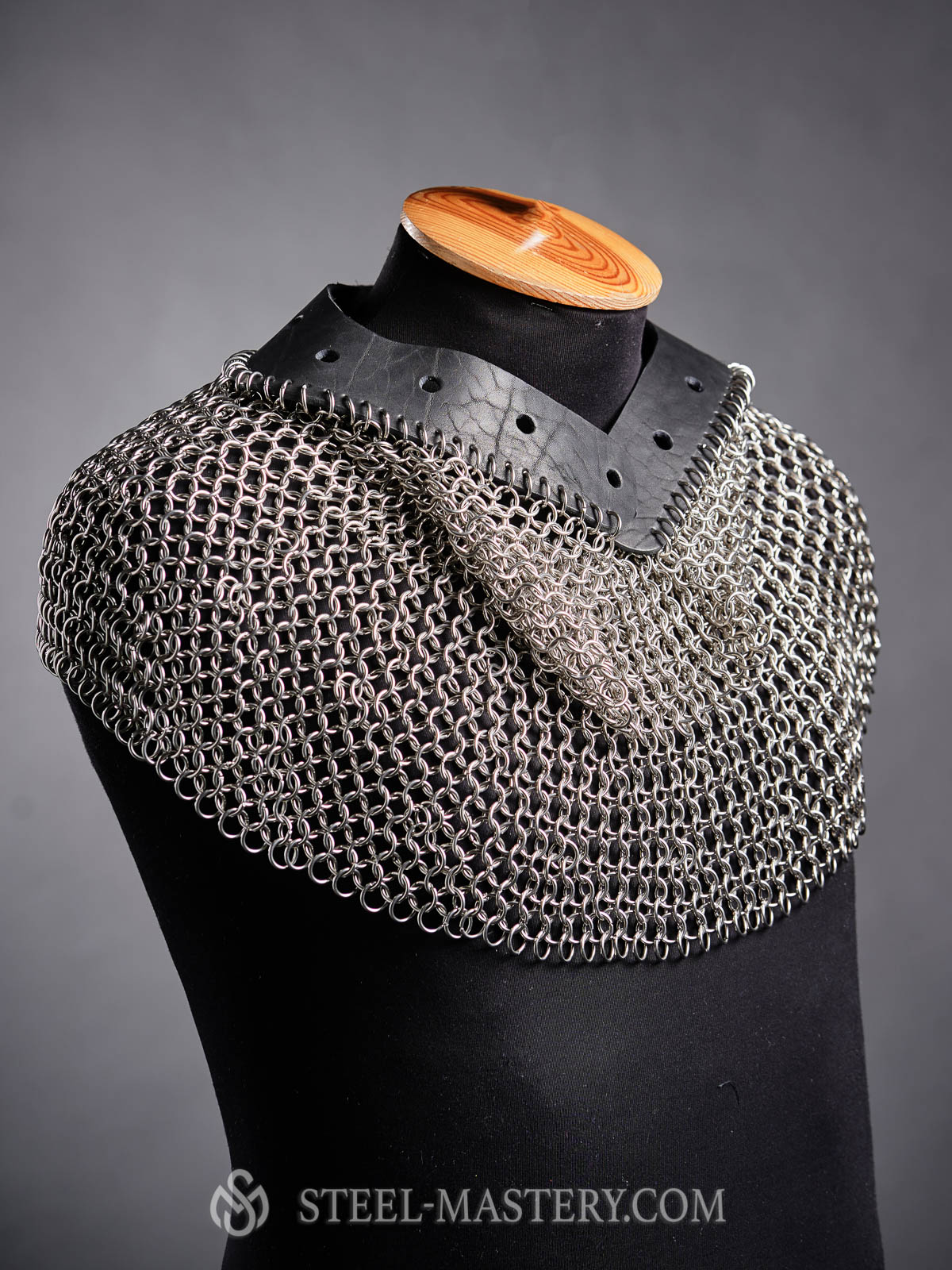 Mail coifs and aventails Photogallery made by Steel-mastery.com