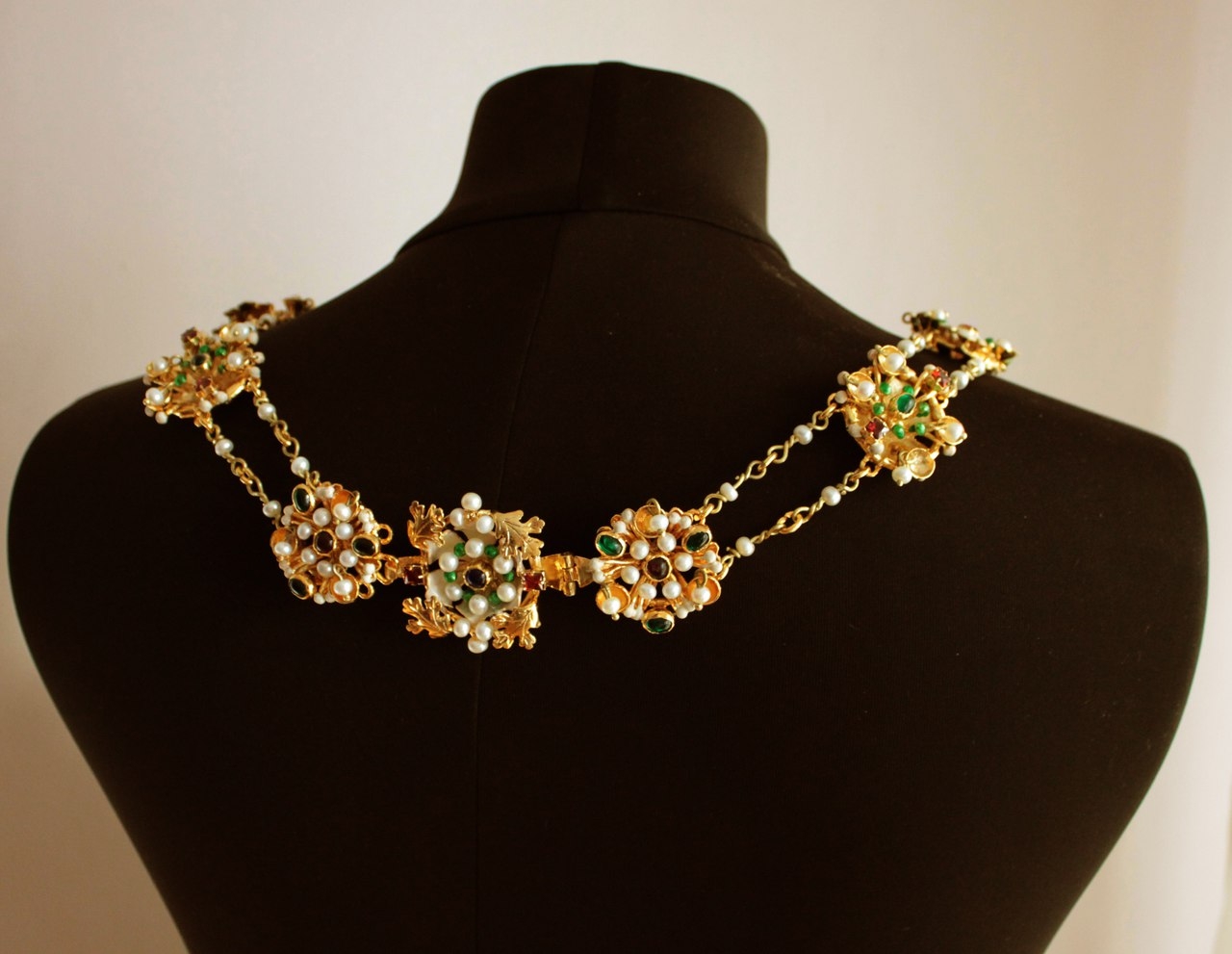 Medieval Knight collar Photogallery made by Steel-mastery.com