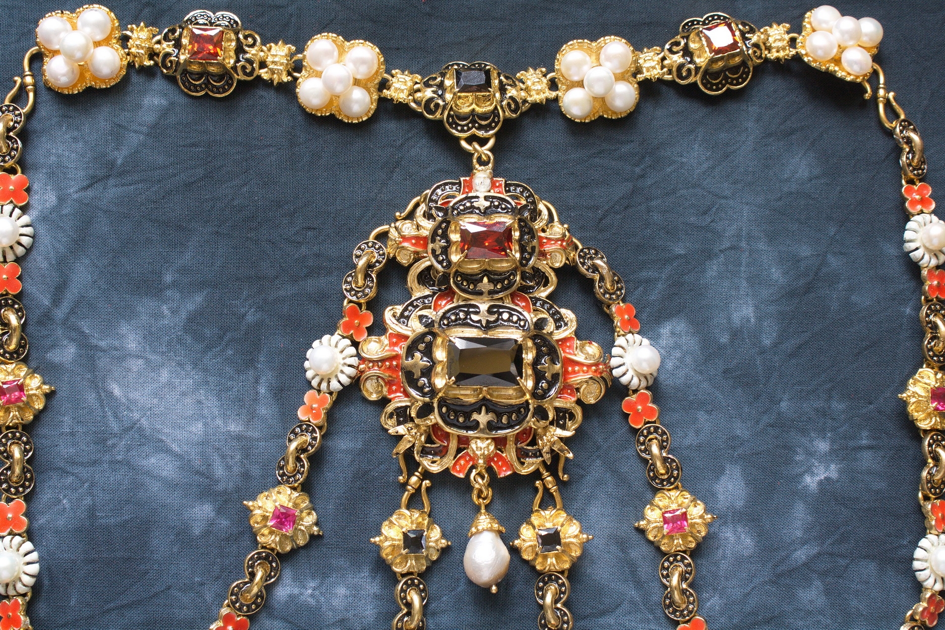 Medieval Knight collar Photogallery made by Steel-mastery.com